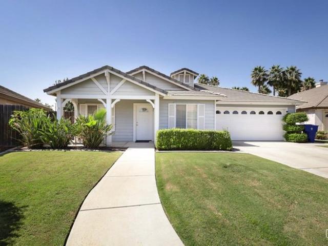 3807 Looming Bend Dr, Bakersfield, CA 93311