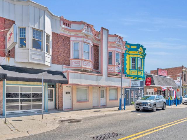 3807 & 3809 Pacific Avenue