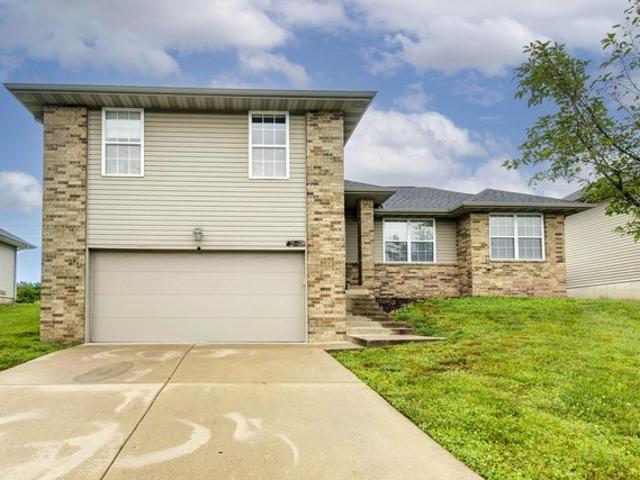 3808 N Spring Brooke Ave, Springfield, MO 65803