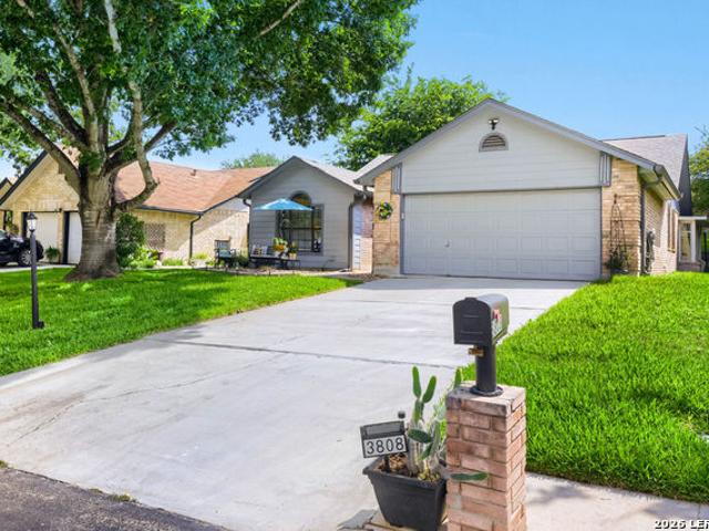 3808 Overlook Dr