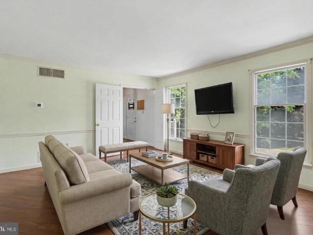 3808 Reichert Road
