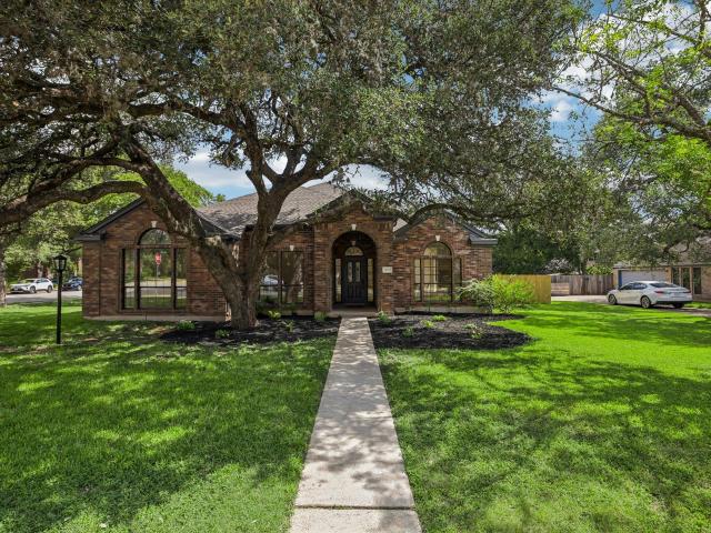 3808 Rocky Ford Dr