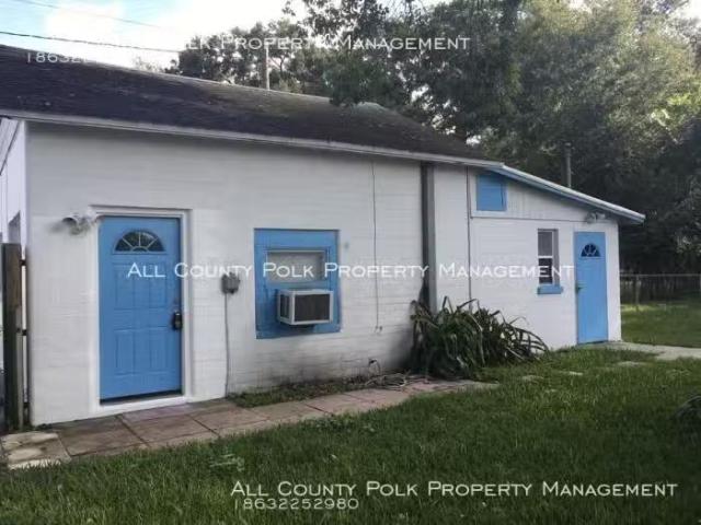 38091486 1103 N Combee Road