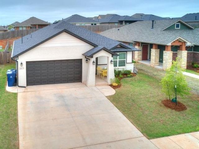 3809 NW 176th St, Edmond, OK 73012