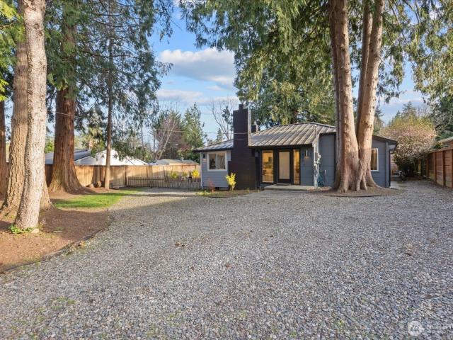 3809 NE 105th St, Seattle, WA 98125 | Compass