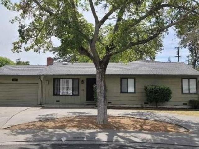 3809 Bonnie Ln, Stockton, CA 95204