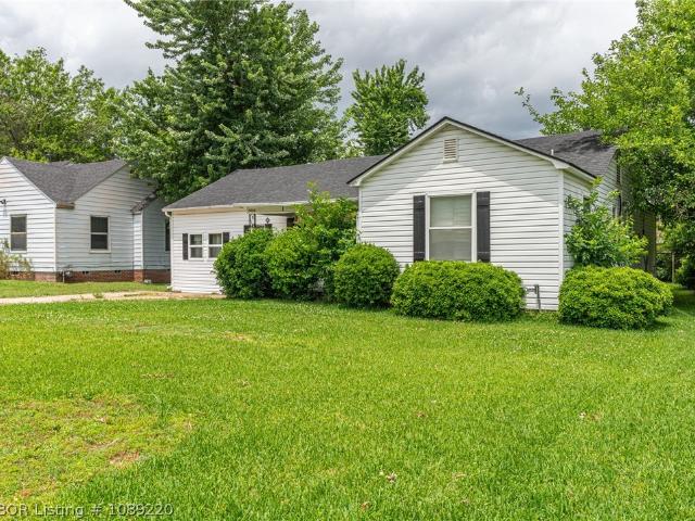 3809 Chaffee Drive