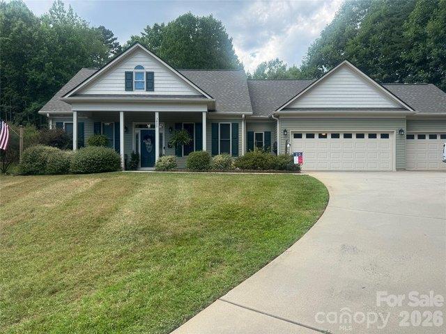 3809 Creek Ridge Dr, Denver, NC 28037