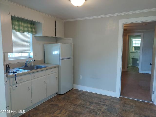 3809 Freedom Way