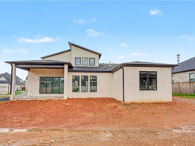 3809 SW Rhythm Avenue