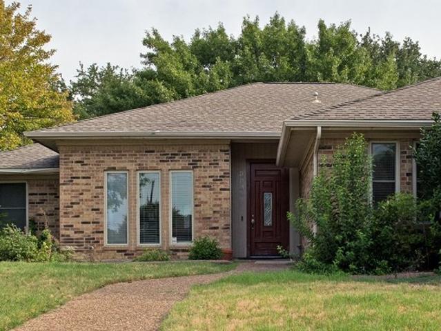 3809 Solarium Pl, Plano, TX 75075