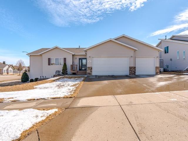 3809 Valcartier St, Bismarck, ND 58503