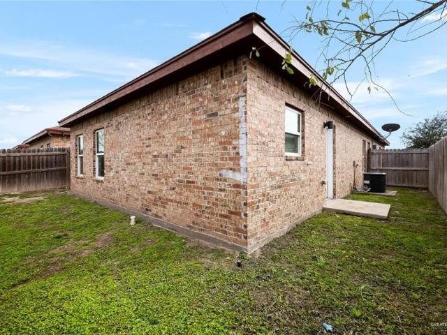 3809 Valeria Street 4
