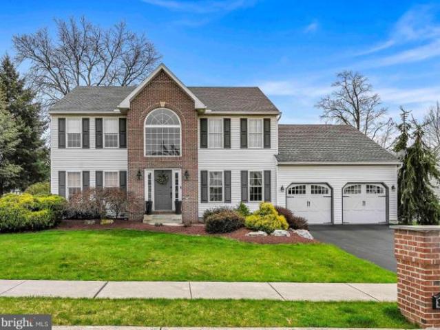 3809 Wyoming Dr S, Sinking Spring, PA 19608