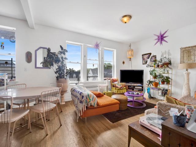 3809 w altgeld street # 3w