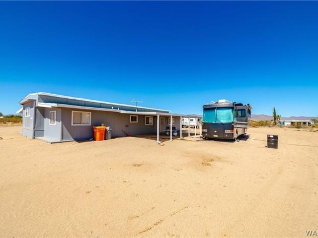 3800 N San Pedro Rd, Golden Valley, AZ 86413