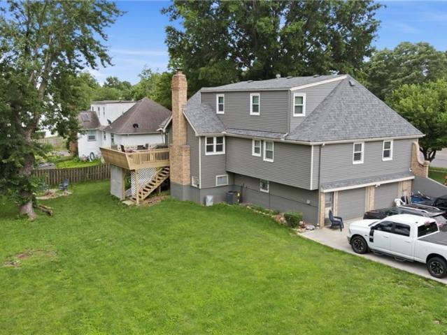 3800 NE Shady Lane Drive
