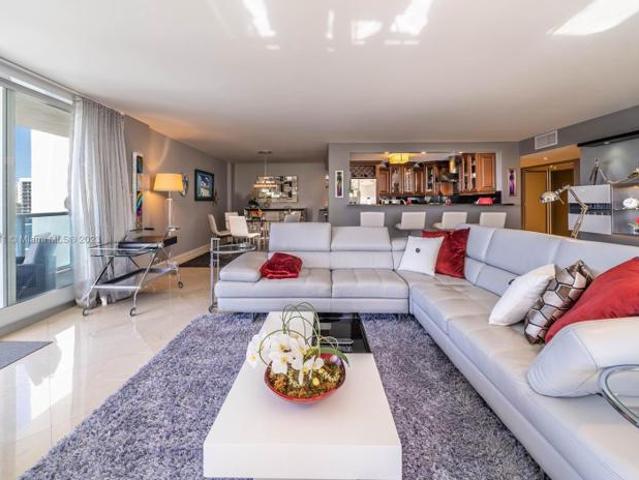 3800 Ocean Dr S #406, Hollywood, FL 33019