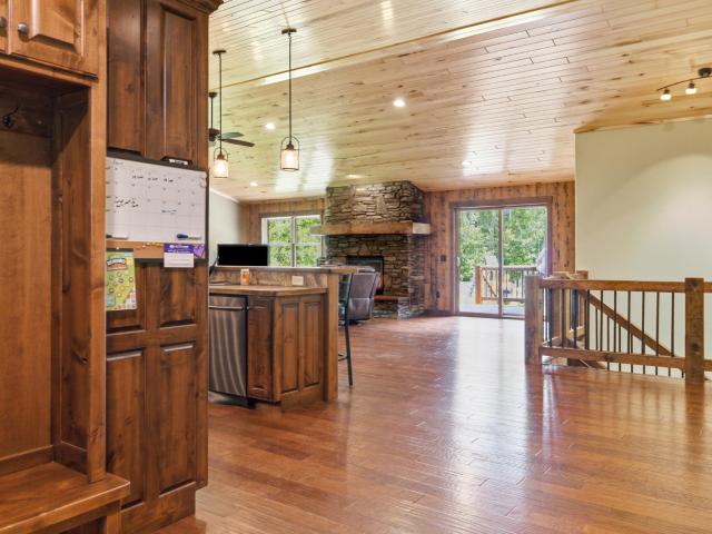 3800 Branch Trail