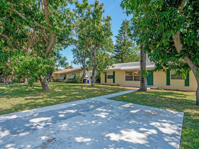 3800 Calvin Ave, West Palm Beach, FL 33407 | MLS #B26014 | Compass