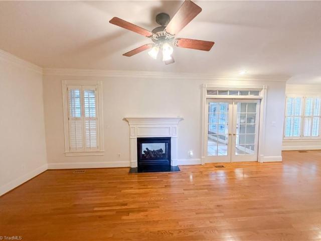 3800 Crosstimbers Drive