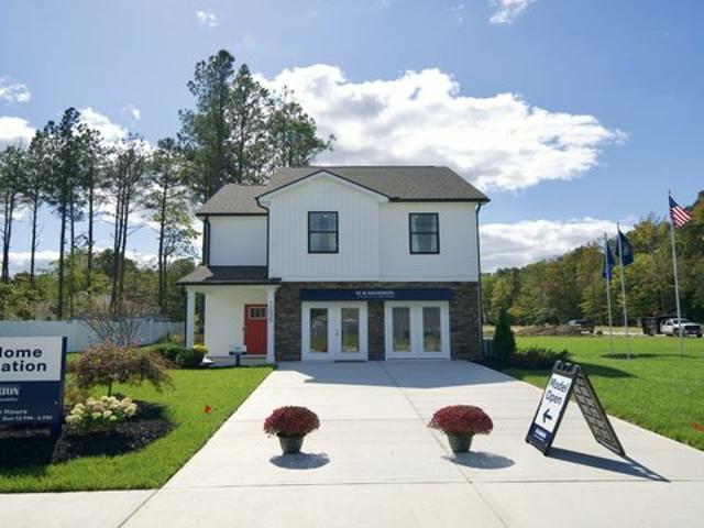 3800 Crows Nest Ct, Hopewell, VA 23860