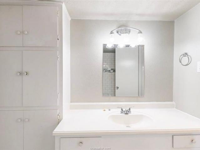 3800 E 29th Street 13