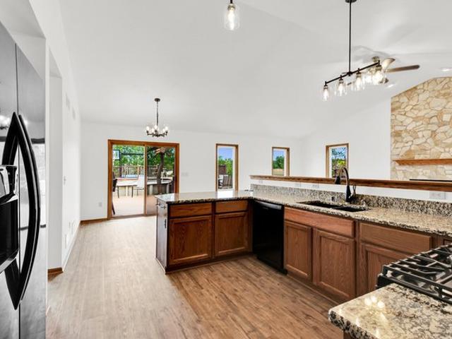 3800 E Elm Rd, Oak Creek, WI 53154