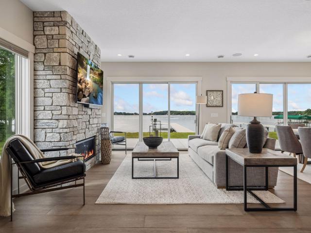 3800 Enchanted Lane
