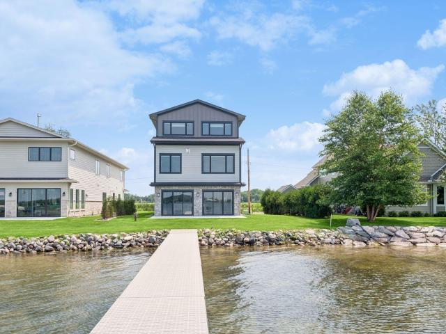 3800 Enchanted Lane