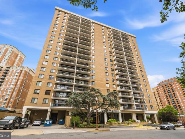 3800 Fairfax Drive # 1105