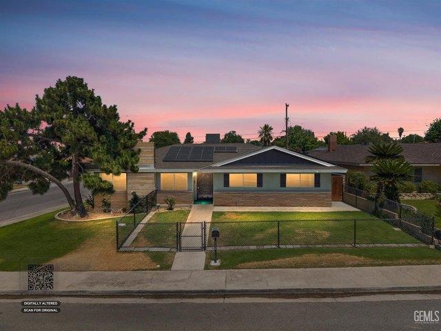 3800 Harvard Dr, Bakersfield, CA 93306