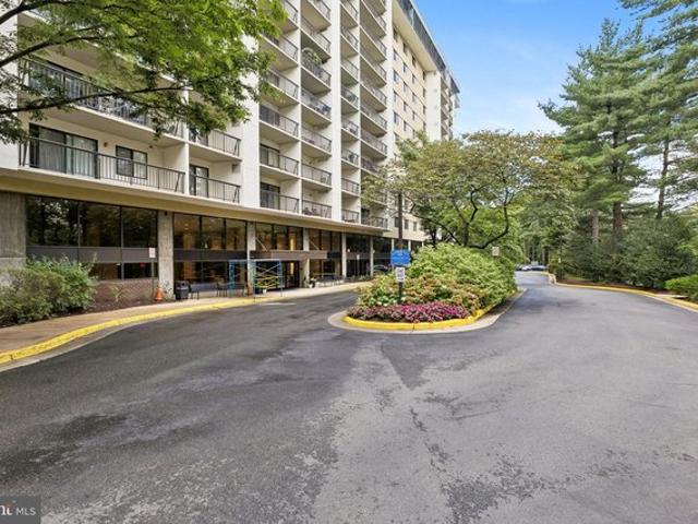 3800 Powell Ln Unit 805, Falls Church, VA 22041