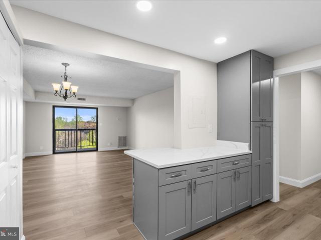 3800 Powell Ln, Unit 905, Falls Church, VA 22041 | MLS #VAFX2301 | Compass
