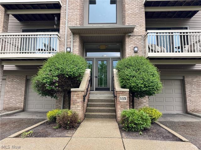 3800 Rosemont Boulevard 115C