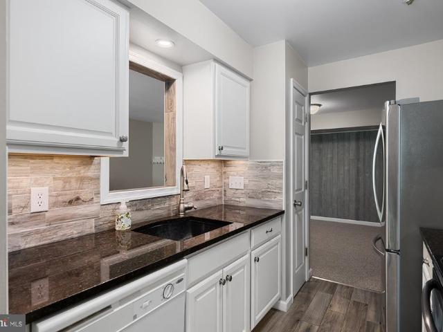 3800 Sunnyfield Court # 2B
