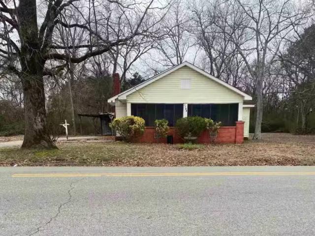 3800 S 11TH ST, GADSDEN, AL 35904 Single Family Residence For.