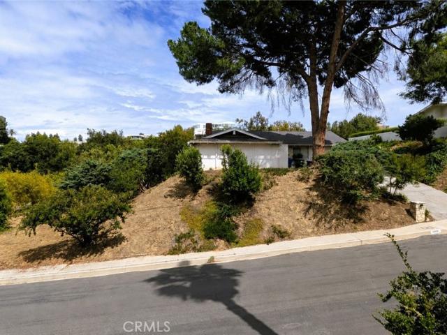 3800 Sapphire Drive