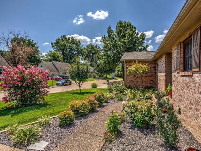 3800 Willow Bend