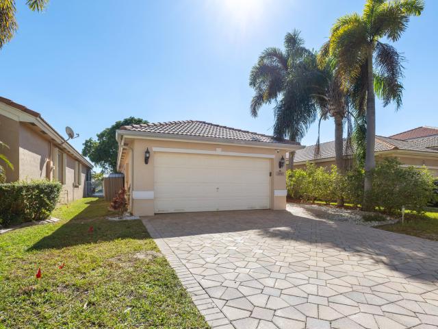 3800 Woodfield Dr, Coconut Creek, FL 33073 | MLS #R11161