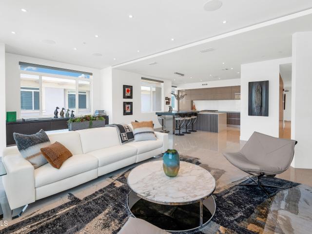 3801 n goldwater boulevard # 402
