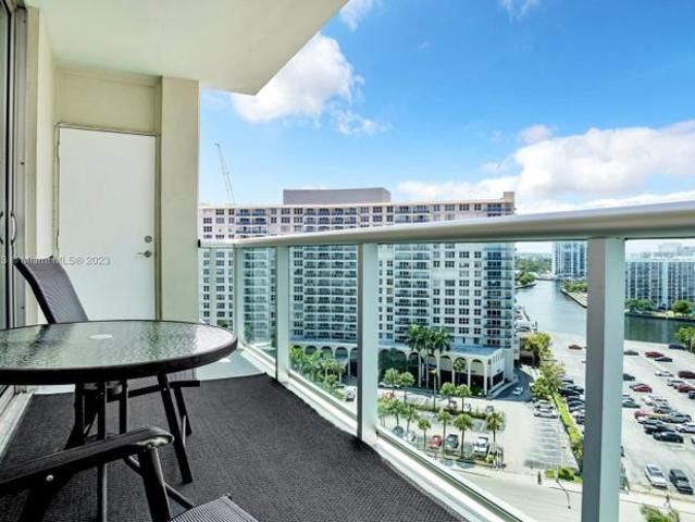 3801 Ocean Dr S #14W, Hollywood, FL 33019
