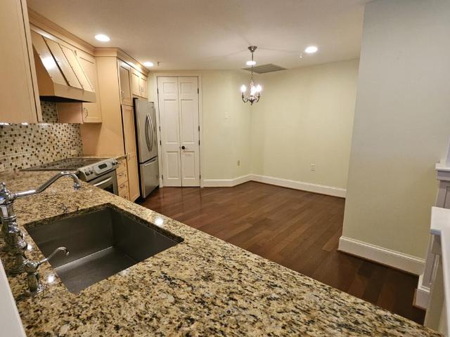 3801 Canterbury Road # 618