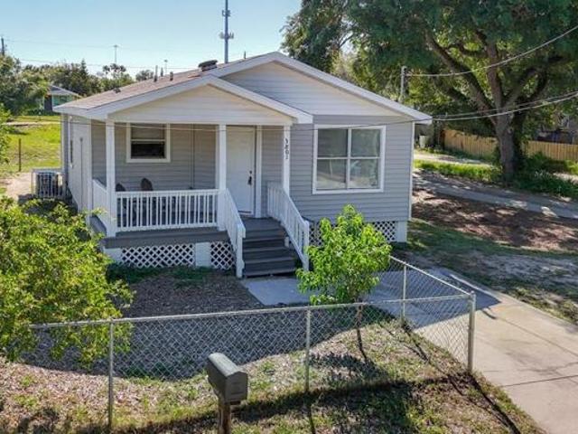 3801 Carroway St, Tampa, FL 33619