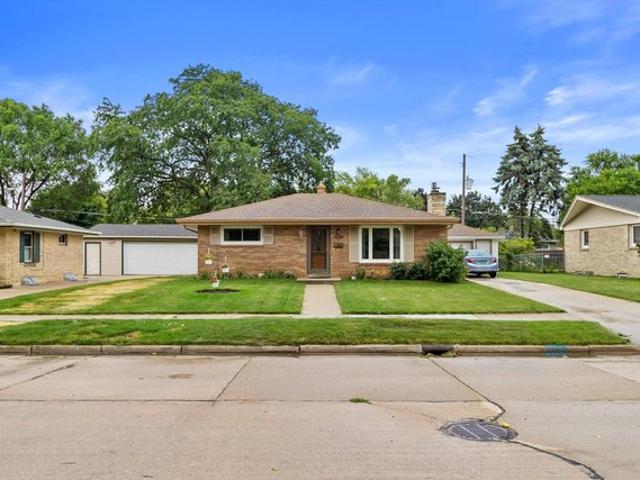 3801 Charles St, Racine, WI 53402