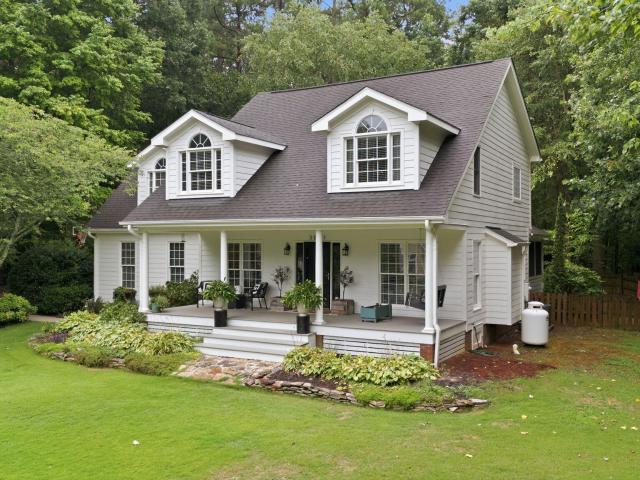 3801 Crooked Brook Trail