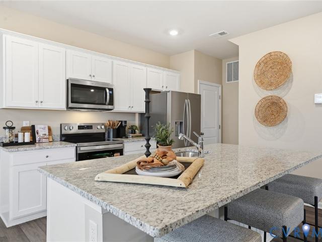 3801 Crow's Nest Court