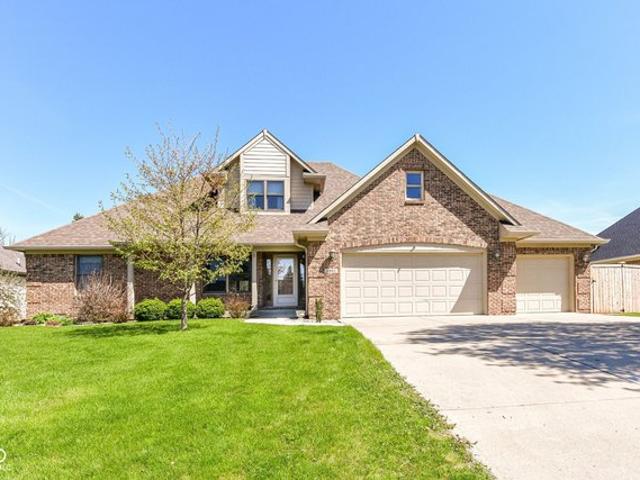 3801 S Cedar Creek Ln, New Palestine, IN 46163
