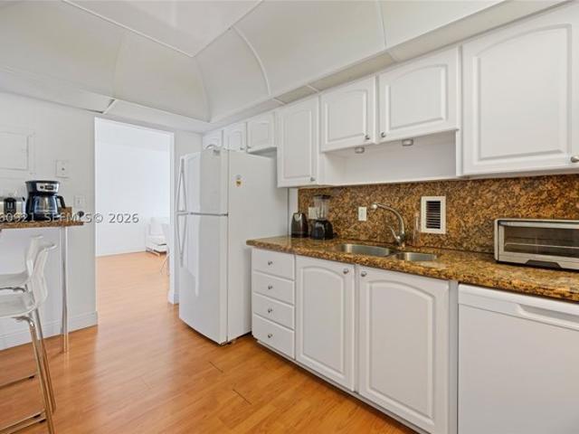 3801 S Ocean Dr Apt 15K, Hollywood, FL 33019
