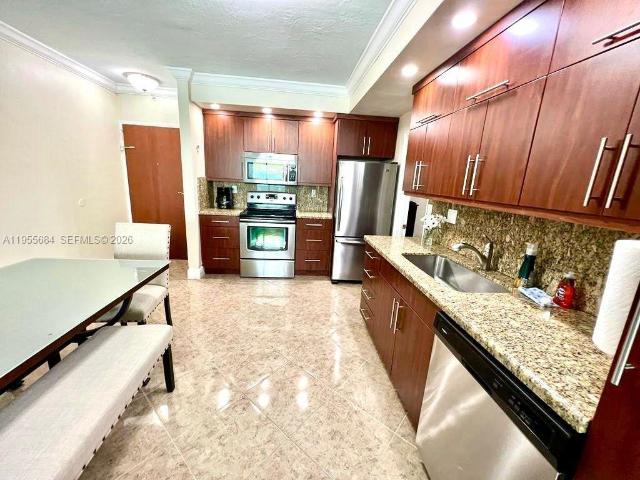 3801 S Ocean Dr, Unit 2C, Hollywood, FL 33019 | MLS #A11955